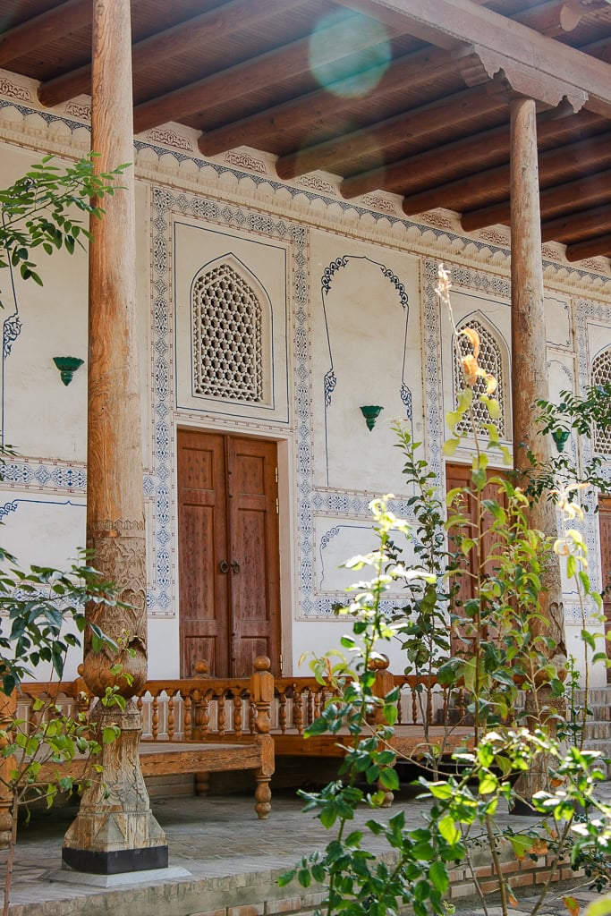 Uzbekistan Travel Guide - All You Need to Know Before Visiting