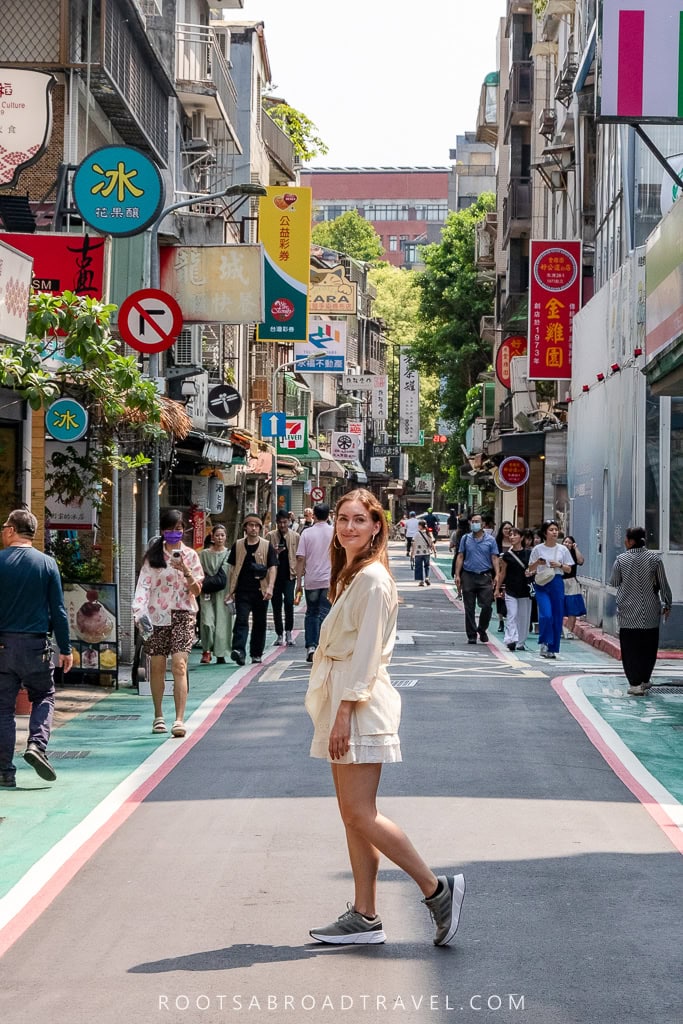 Where & What to Eat in Taipei: Ultimate Taipei Food Guide 2025